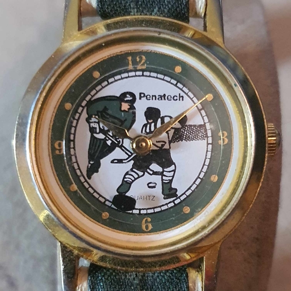 Penatech | Accessories | 20 Penatech Goldtonegreen Hockey Womens Watch ...